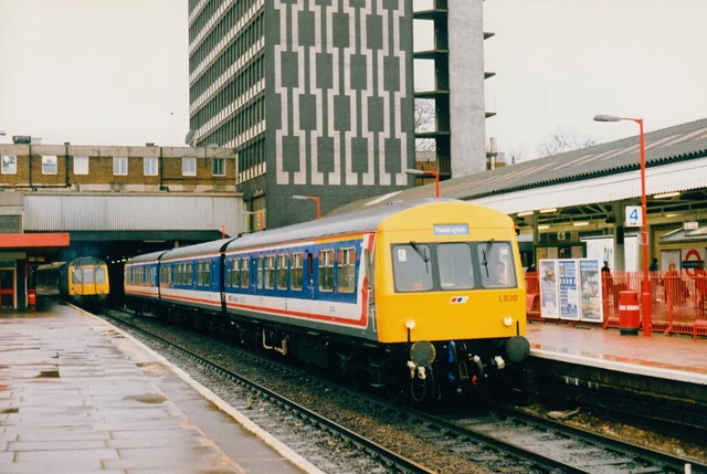 RAILWAY PHOTOGRAPH DMU 53333 59105 51190 Ealing Broadway 16/02/89 £0.99 ...