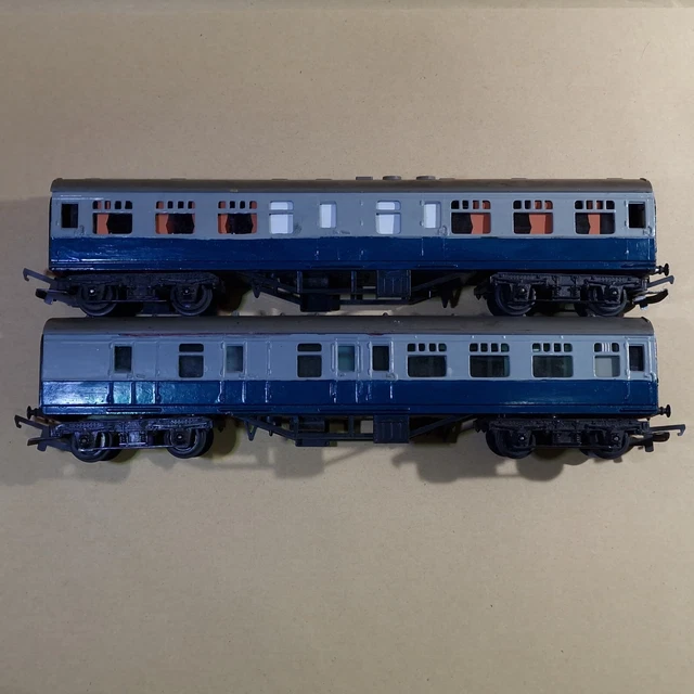 OO GAUGE - RAKE OF 2x HORNBY TRI-ANG TRIANG BR Mk1 Coaches blue grey - SEE DESCR £9.99 - PicClick UK