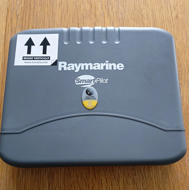 RAYMARINE AUTOPILOT COURSE computer S1G Gyro smart pilot 12v wheel ...