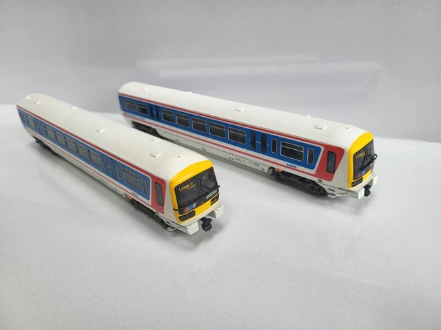 HORNBY CLASS 466 Networker Suburban Train 00 Gauge £25.99 - PicClick UK