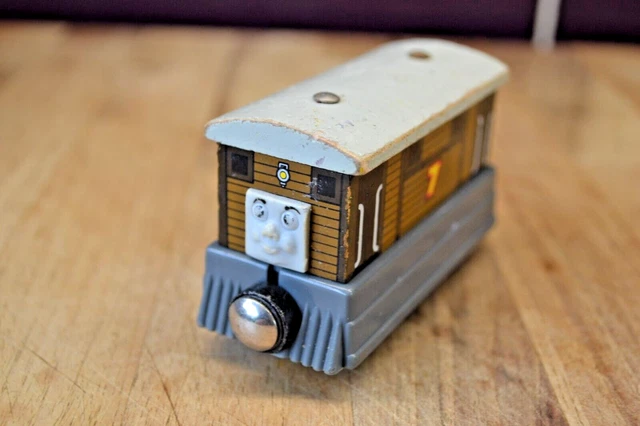 THOMAS THE TANK Engine & Friends WOODEN Toby TRAIN £5.00 - PicClick UK