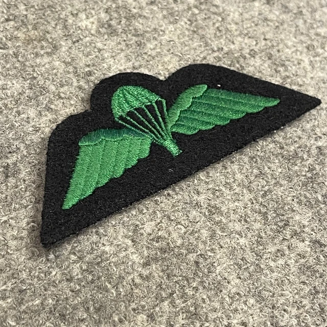 SURPLUS ROYAL IRISH Ranger Regiment Parachutist Qualification Wings ...