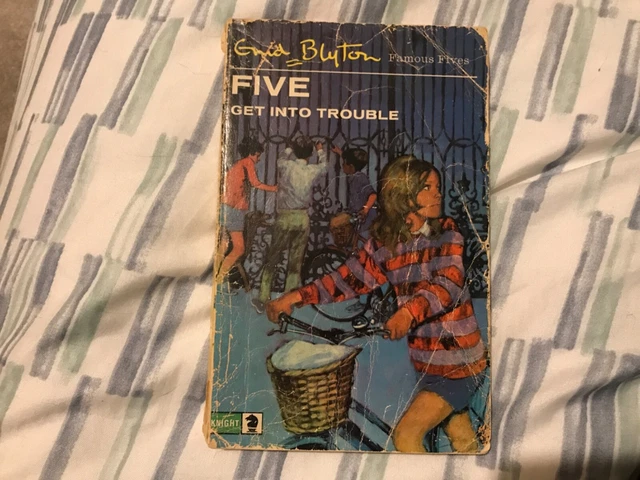 ENID BLYTON - The Famous 5 - Five Get Into Trouble - #8 1969 EUR 0,88 ...