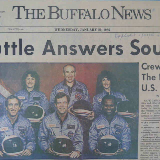 CHALLENGER SPACE SHUTTLE Explosion 1986 The Buffalo News NY Newspaper ...