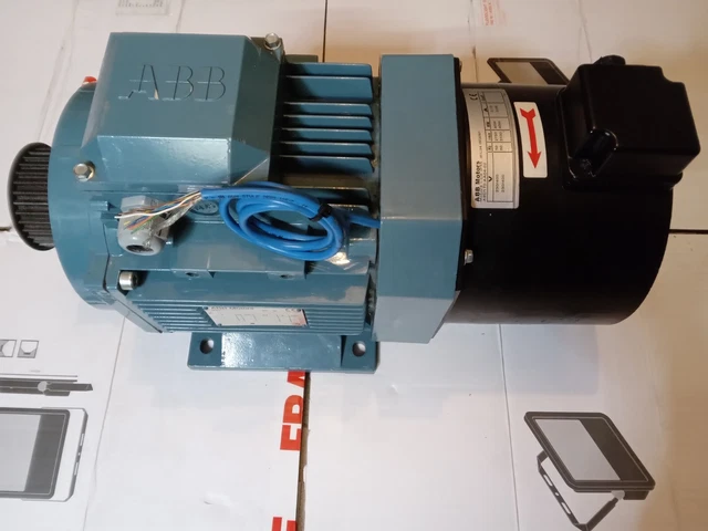 MOTORE ELETTRICO SERVOVENTILATO con Encoder ABB Motor 3GAA103101 ASE 2. ...