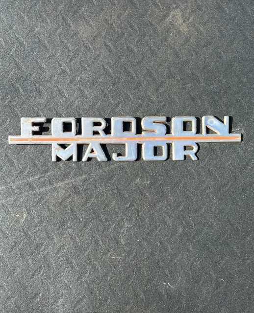 FORDSON FORD MAJOR Tractor Farming Farm Truck Agricultural Badge Emblem ...