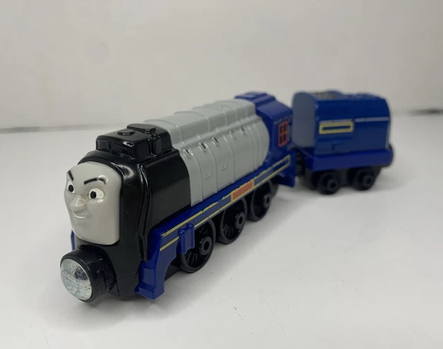 THOMAS AND FRIENDS Take n Play Vinnie And Tender Magnetic Push ALong ...