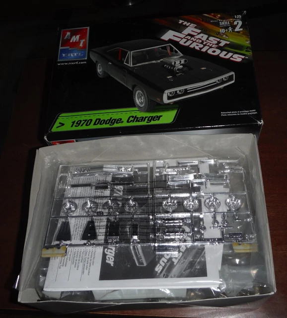 AMT 1/25 THE Fast And The Furious : 1970 Dodge Charger Model Kit EUR 28 ...