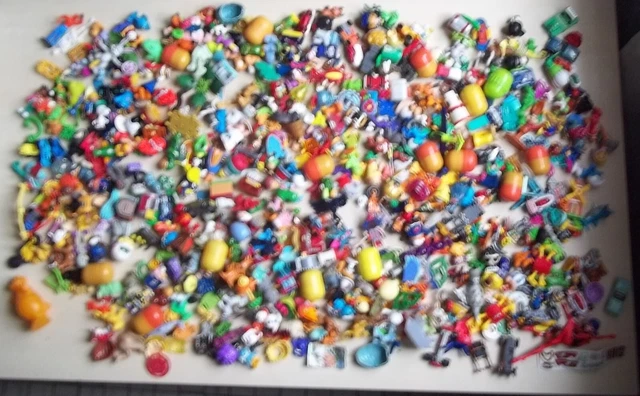 LOT 2,38 KG Kinder surprise divers série avec quelques BPZ et Infinimix ...