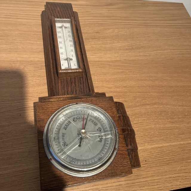 VINTAGE WALL-MOUNTED OAK Wood Aneroid Barometer with Thermometer £27.00 ...