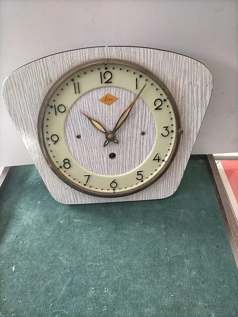 ANCIENNE PENDULE EN Formica Lora EUR 18,00 - PicClick FR