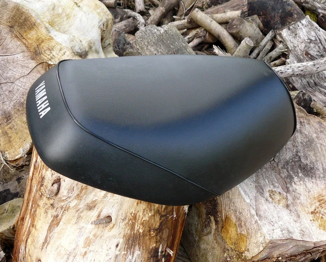 GENUINE N.O.S. SEAT For Yamaha Jog Cy50 Cy90 3Kj-24710-21 Amazing ...