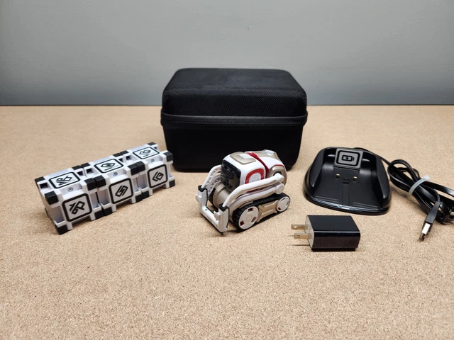 ANKI COZMO ROBOT 300-00046 Complete With 3 Cubes - Charger - & Case ...