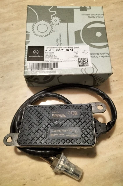 GENUINE MERCEDES BENZ (A9608201981) Mp4 Actros Wiper Linkages / Wiper ...