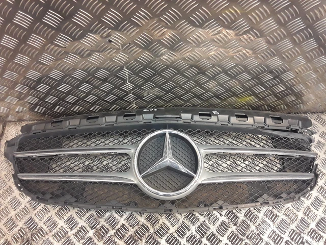 MERCEDES BENZ C W205 Capot Avant Grille Endommagé 2058800183 2056281300 ...