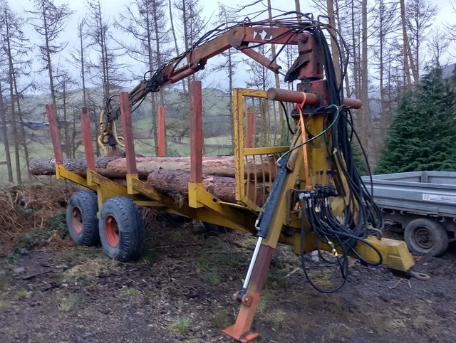 FORESTRY TIMBER TRAILER. Botex 8 ton with crane £6,086.72 - PicClick UK