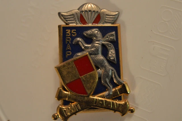 INSIGNE MILITAIRE ARTILLERIE 35° Regt d'Art Parachutiste Balme G547 EUR ...