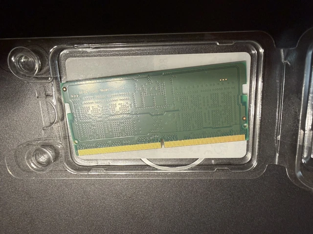 SAMSUNG 8GB PC5-44800 DDR5-5600MHz CL40 SoDIMM Memory RAM M425R1GB4PB0 ...