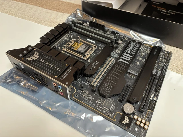 ASUS TUF GAMING X670E-Plus Socket AM5 AMD Motherboard - 90MB1BJ0-M0EAY0 ...
