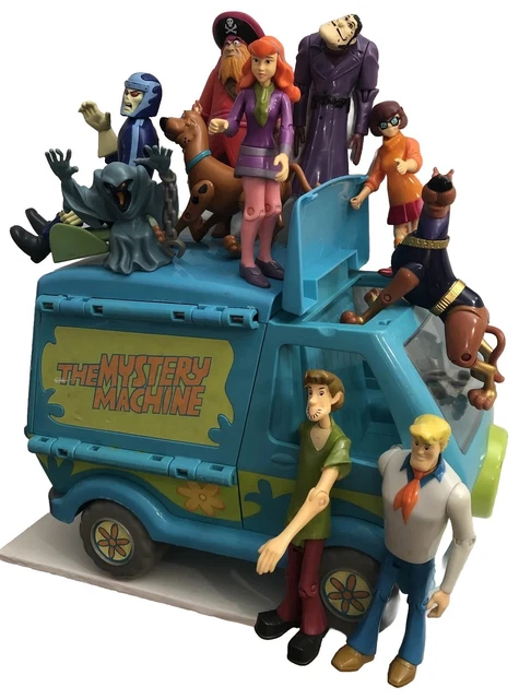 GHOSTBUSTERS' MYSTERY MACHINE Playset With Nine Action Figures Vintage ...