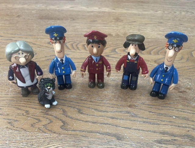 POSTMAN PAT FIGURES Bundle Mrs Goggins Ajay Ted Glen Jess £5.00 ...