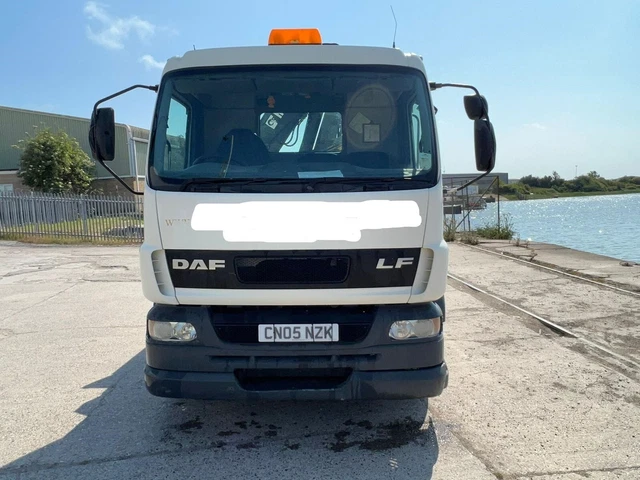 2005 DAF LF55 220 Day Cab Crane Truck Manual Gear Box Steel Suspension ...