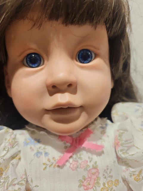 1991 PAT SECRIST Girl Doll. Beautiful outfit, shoes & socks*21 Inch ...