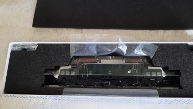 ROCO 72350 ELEKTROLOKOMOTIVE Rh 1020, ÖBB, digital mit Original-Sound D ...