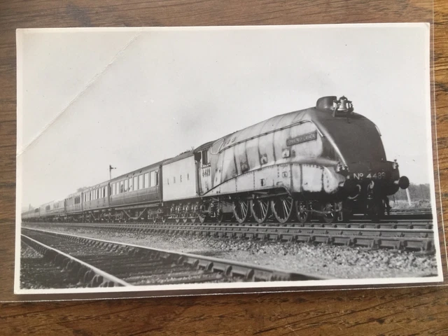 VINTAGE PHOTO STEAM Train Locomotive Railway Loco LNER 4489 Of CANADA £ ...