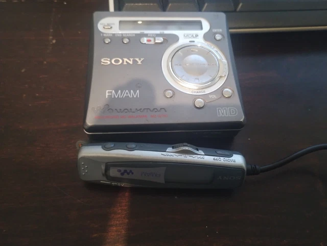 SONY FM/AM RECORDING Walkman MZ G750 Portable MiniDisc Recorder ...