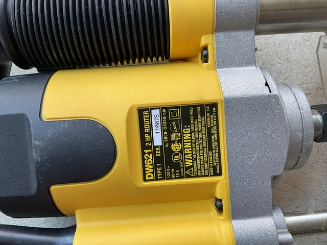 DEWALT DW621 HEAVY-DUTY 2 HP EVS Plunge Router £122.77 - PicClick UK