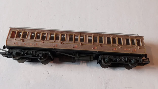 HORNBY OO GAUGE R332 - LNER Clerestory Composite Coach 4104 £13.19 ...