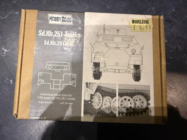 HOBBYBOSS 81005 - Wwii German Sd.kfz.251 Tracks - 1/35 Scale Separate ...