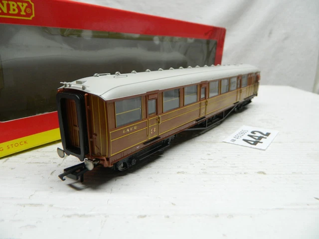 HORNBY 00 LNER Teak 61.6ft Composite Corridor Brake Coach 32558 Box ...