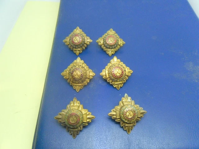 OFFICERS (CAPTAIN) RANK Insignia (pips) (Enamelled) Dia 26 mm £15.00 ...