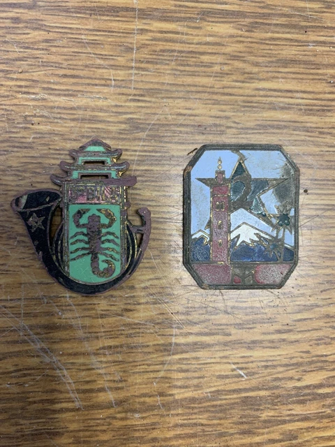 LOT DE DEUX Insignes Militaires Français - RARE LOT 3 EUR 1,00 ...
