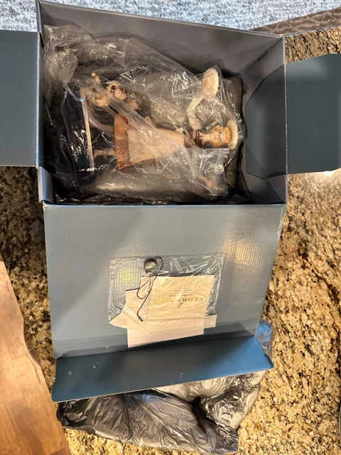 GIUSEPPE ARMANI DISNEY Cinderella Lucifer Gus Gus Ashtrillon £2,549.70 ...