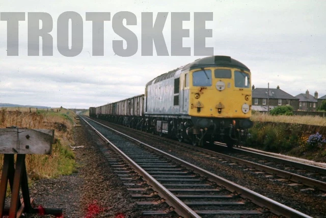 35MM SLIDE BR British Railways Diesel Loco 26014 Class 26 Falkland 1977 ...
