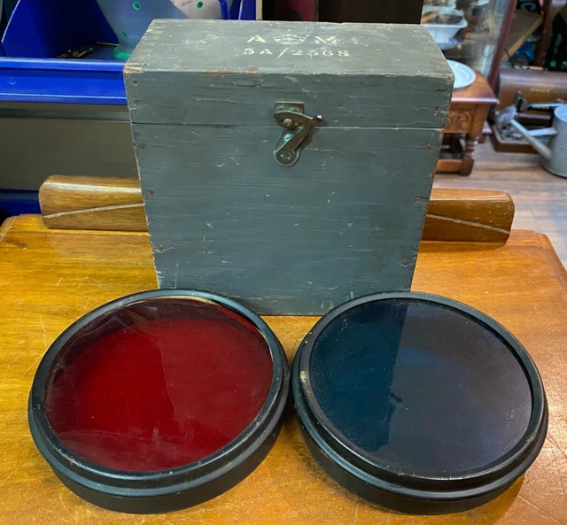 RARE WW2 RAF Air Ministry Storage Box with Red and Blue Signal Lamp ...