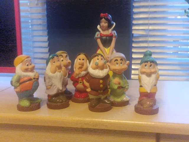 VINTAGE SNOW WHITE Money Bank And Seven Dwarfs Vintage Figures £40.00 ...