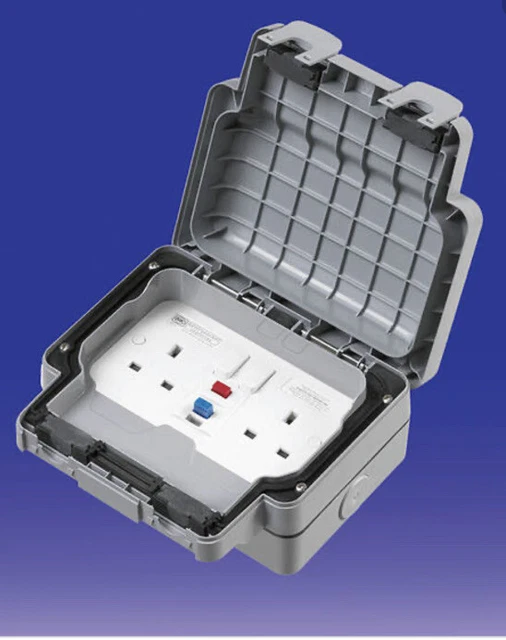 MK MASTERSEAL PLUS Double RCD Protected Socket (Active) 2 Pack £70.00 ...