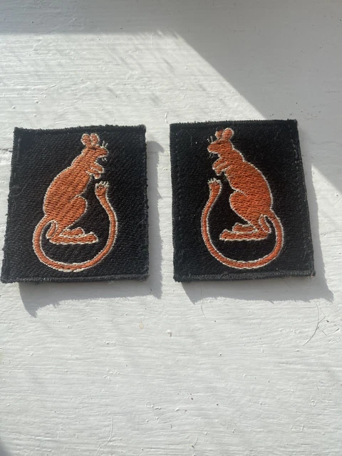 PAIR OF ORIGINAL WW2 Desert Rats Armoured Div Cloth Formation Sign ...