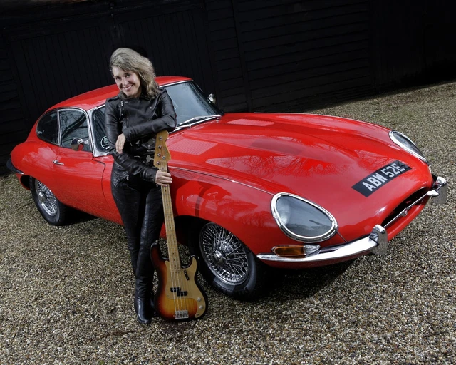 SUZI QUATRO 10& x 8" Photograph no 101 EUR 5,62 - PicClick FR