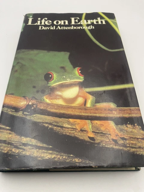 LIFE ON EARTH: A Natural History by Attenborough, Sir David Hardback ...