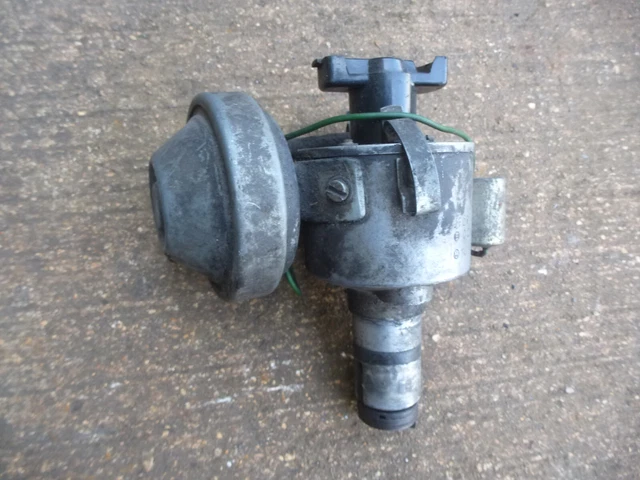 VW T1 T2 Beetle Bug Camper Van Bay Split Engine distributor Bosch OE ...