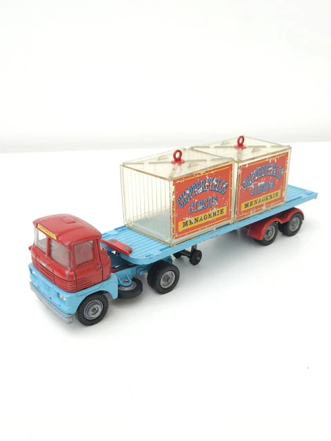 CORGI 1139 CHIPPERFIELDS Circus Scammell Menagerie Transporter w/cages ...