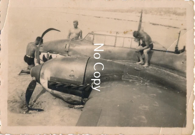 FOTO FLUGZEUG JUNKERS Ju 88 Bruchlandung Afrika Bergung Mechaniker x271 ...