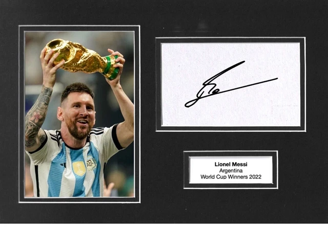 LIONEL MESSI SIGNED ARGENTINA WORLD CUP WINNERS Copy Printed Mounted ...