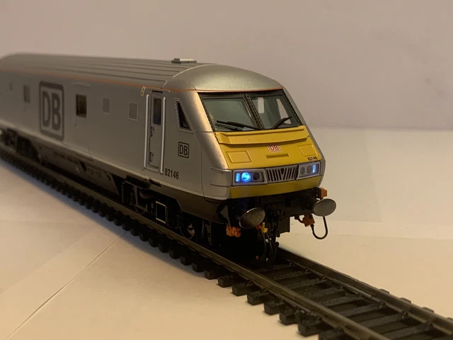 HORNBY R4655 MK3 DVT - DB Schenker 82146 £60.00 - PicClick UK