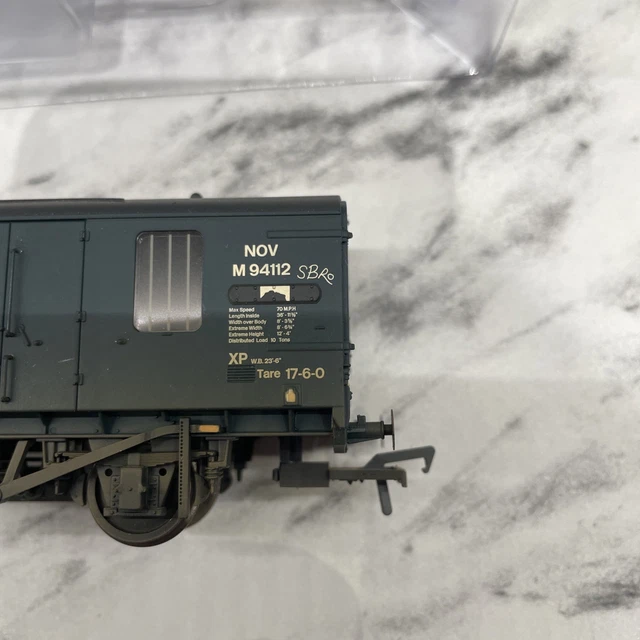 BACHMANN 39-551 BR Mk1 Nov (ex-cct) Covered Carriage Truck Br Blue ...